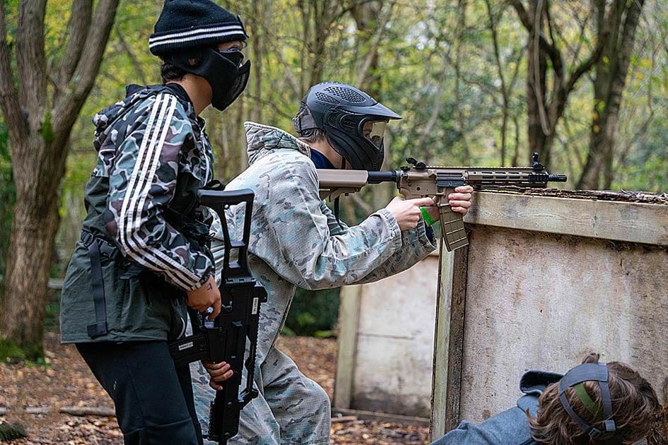 Anyone over 13 can play Airsoft - Campaign Paintball & Laser Park ...